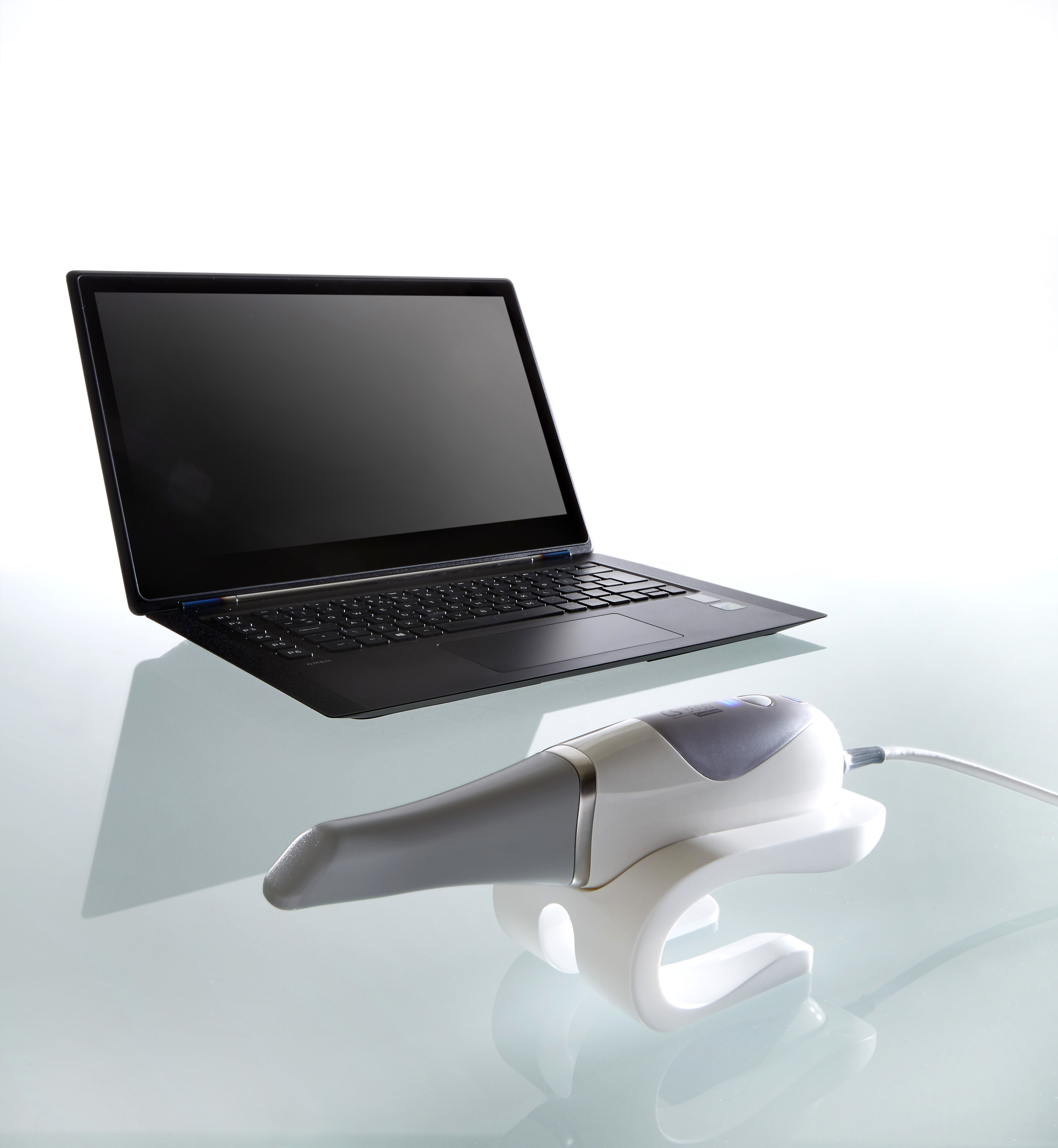 CS 3600 with Computer and Mount_RGB - Oral Health Group