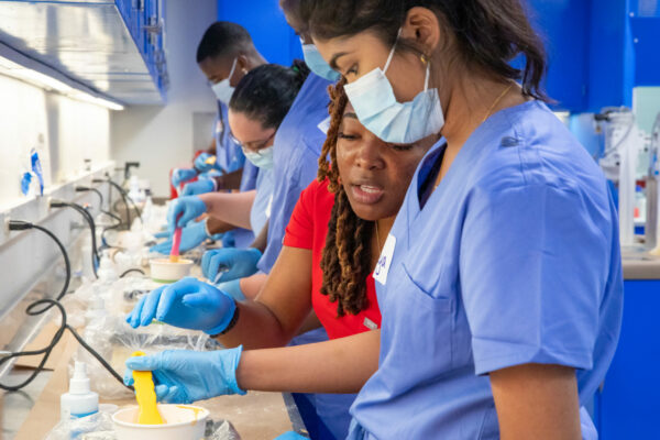 Pre-dental Pathway Programs Partner to Improve Diversity in Dentistry ...