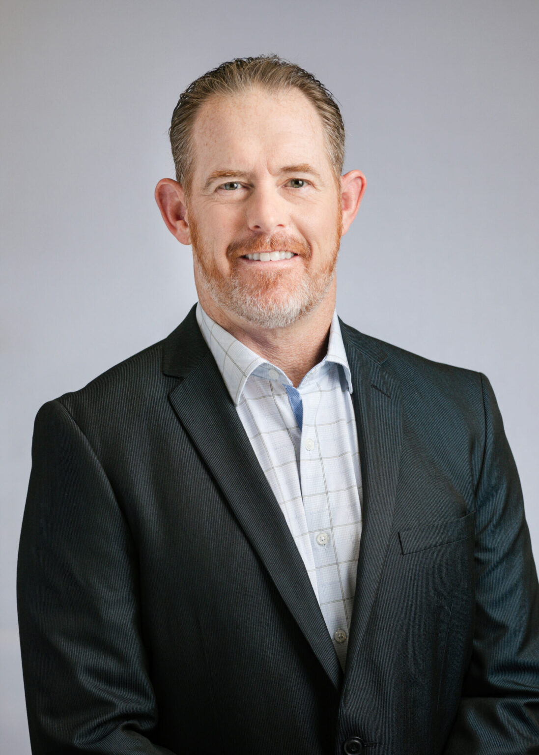 Minimally Invasive Endodontics with Laser Activated Irrigation