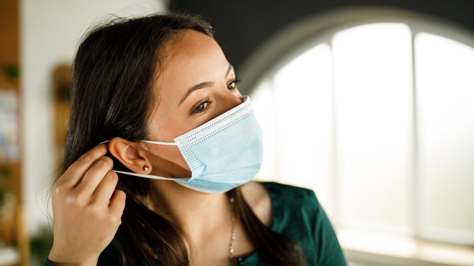 Healthcare Professionals Revisit Face Mask Policies in Manitoba - Oral ...