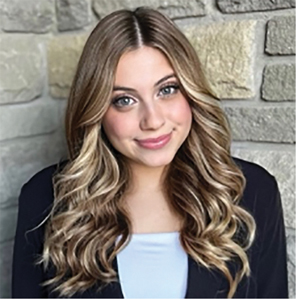 Carly Zanatta bio pic - Oral Health Group