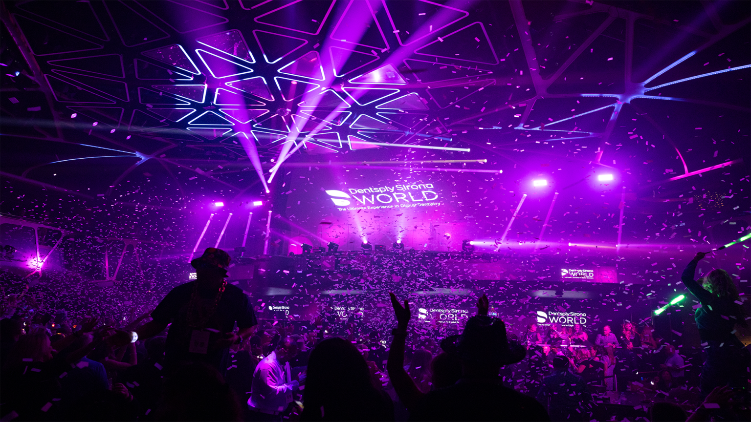 Dana Carvey, Sheryl Crow and Ellen Latham to headline DS World Las Vegas 2025 - Oral Health Group